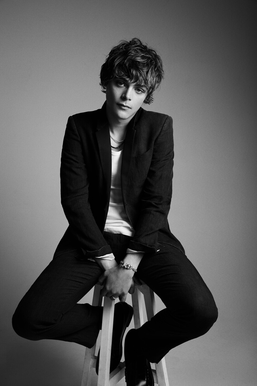 Billy Barratt: Britain’s Youngest Emmy Winner Steps Into A24’s Shadow ...